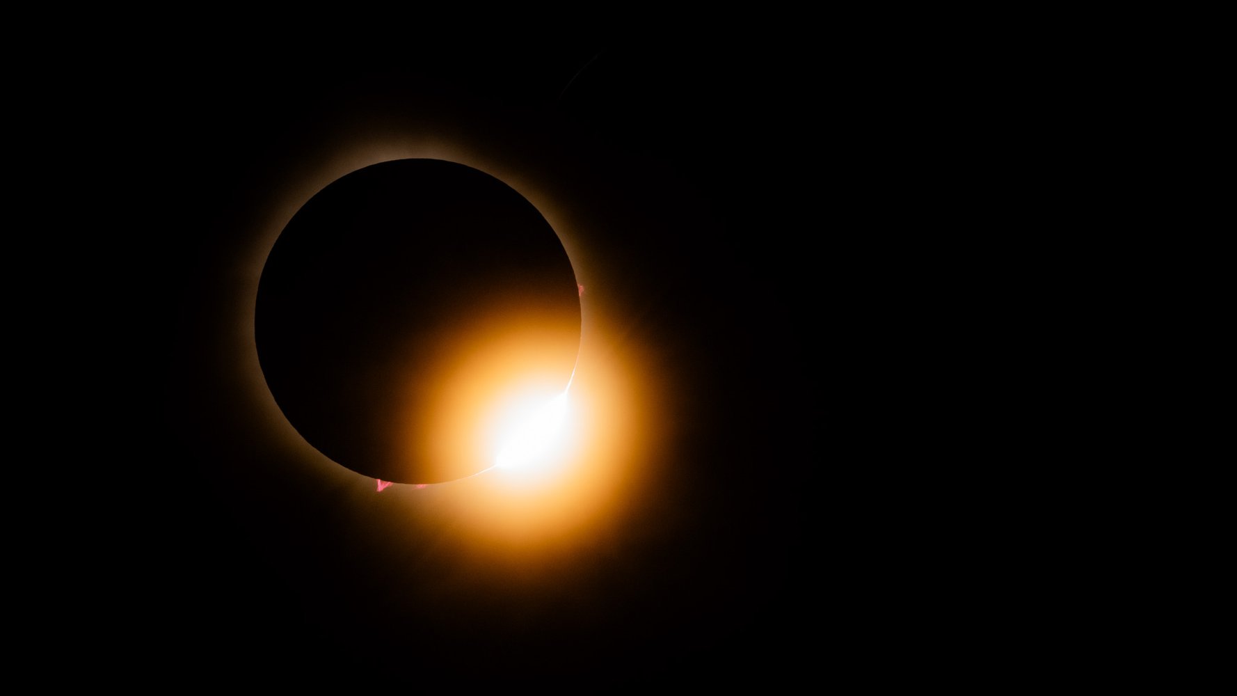 Eclipse Sunrise | helloart