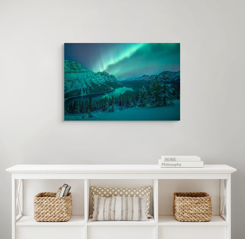 Aurora Over Peyto Lake | helloart