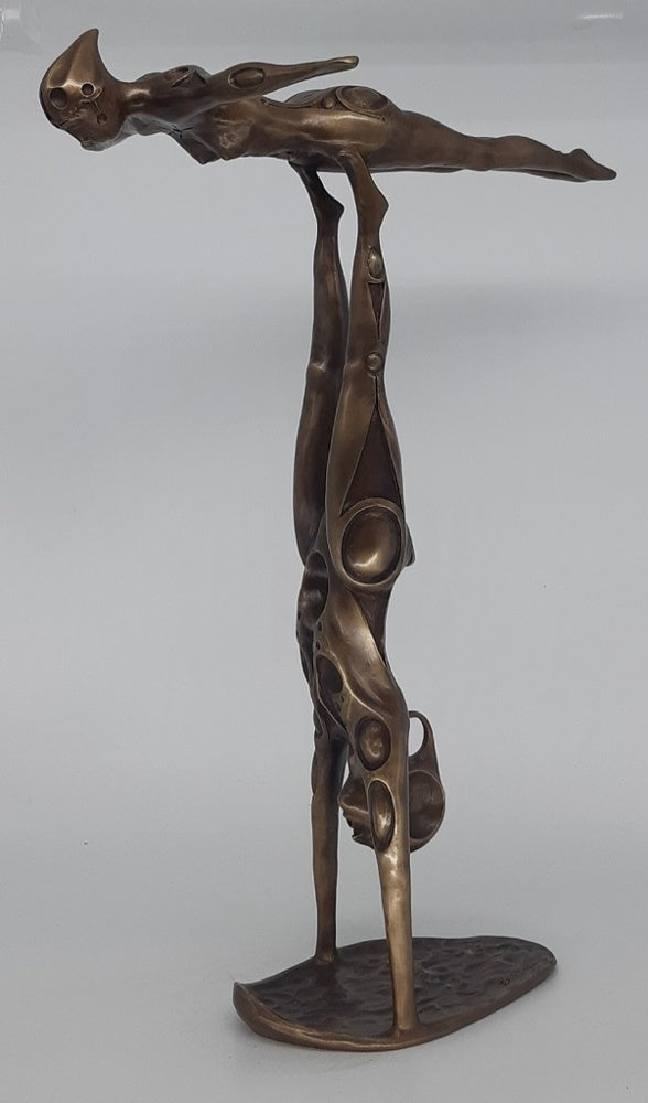 Flying Figure | helloart