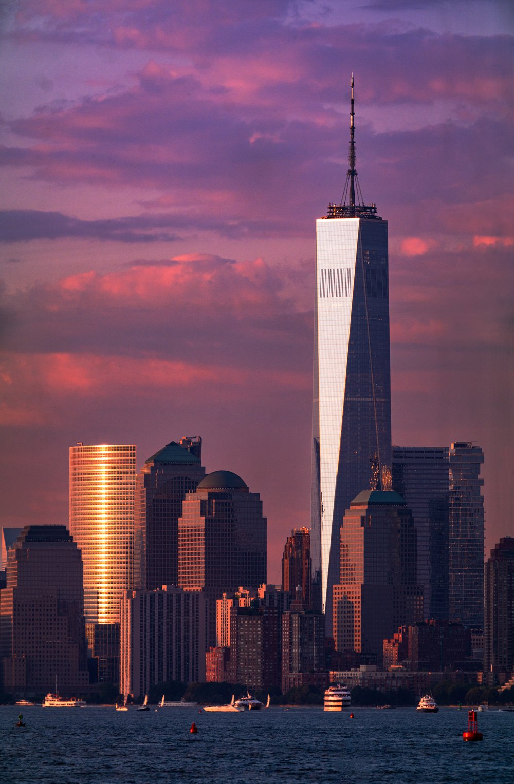 1 World Trade Center at sunset | helloart