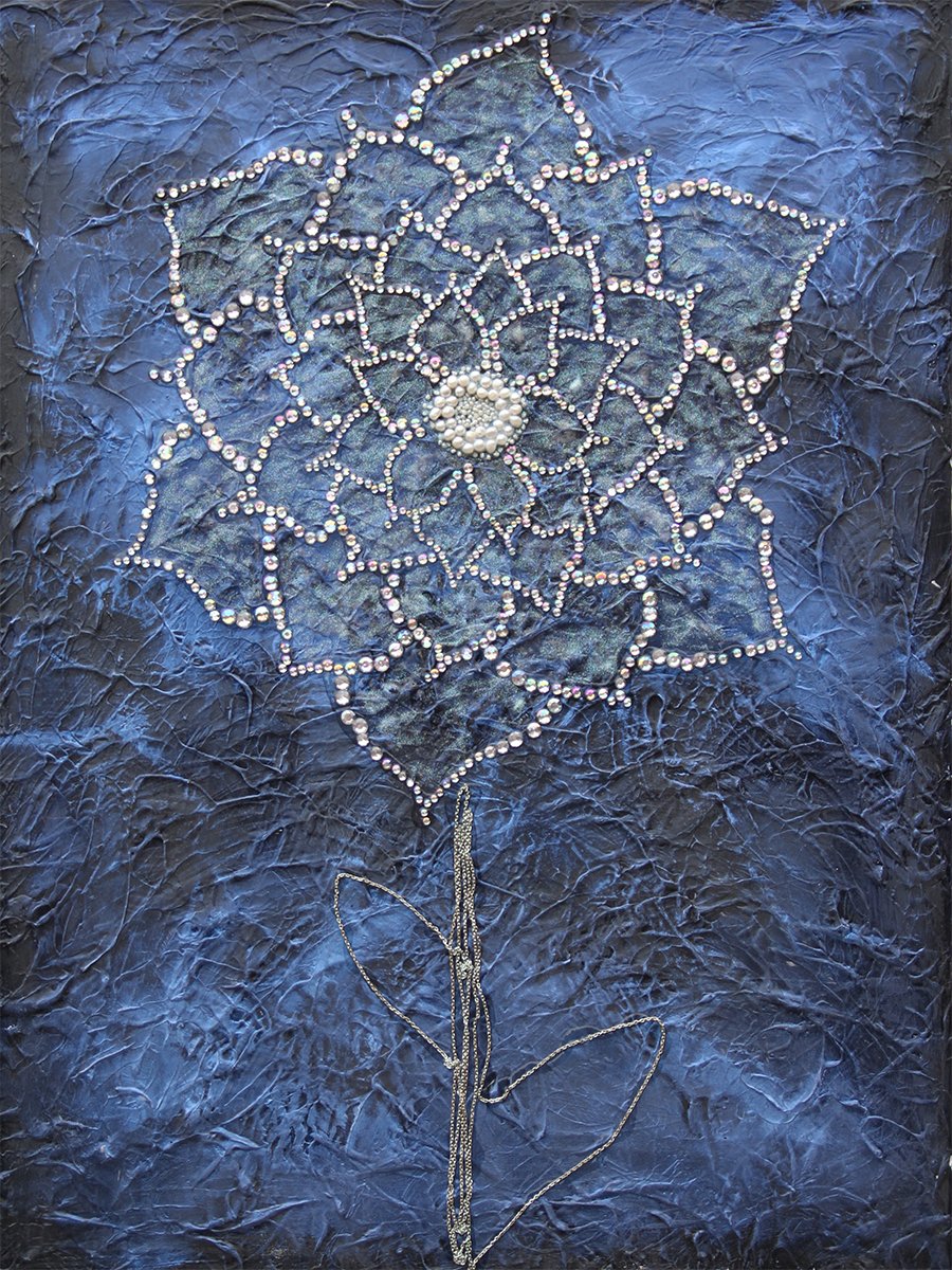 Midnight Flower | helloart